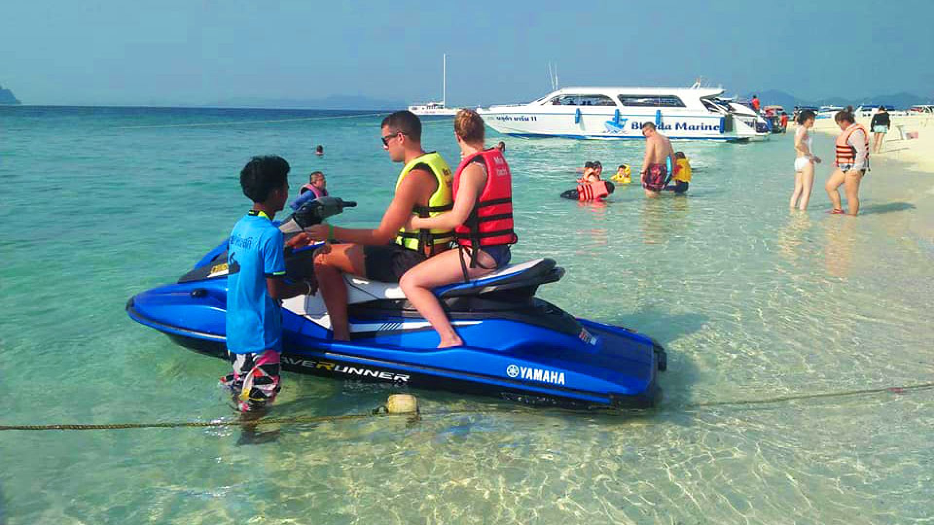 Phuket Phi Phi 4 Islands / 9 Points Excursion Price: ฿1299 - ViagoTour.com